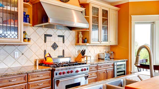 How to Brighten a Dark Kitchen With Paint - Quick Tips