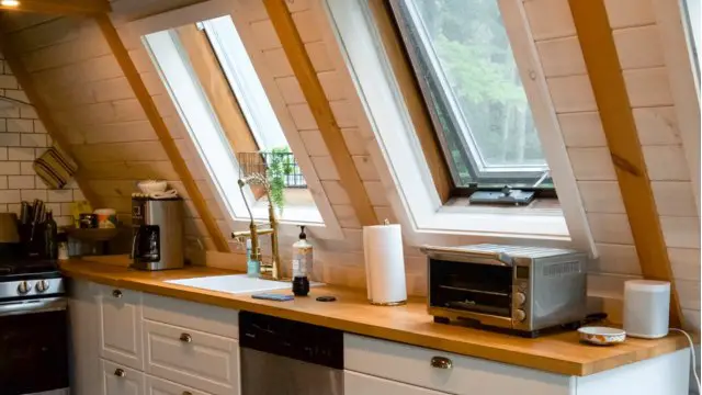 9 Creative Ways to Use Windows in a Kitchen Remodel