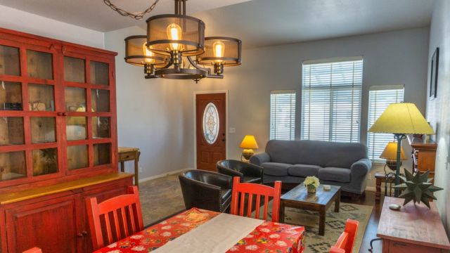 9 Unique Ways on How to Fill Empty Space in Your Living Room