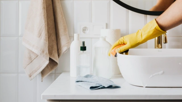 Bad Cleaning Habits: 7 Common Mistakes To Avoid
